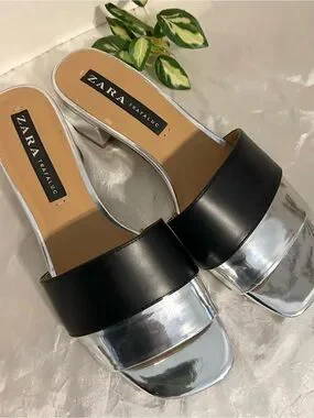 Zara | Shoes | Zara Trafaluc Black Silver Flats Sandals Slides Size 4 ...